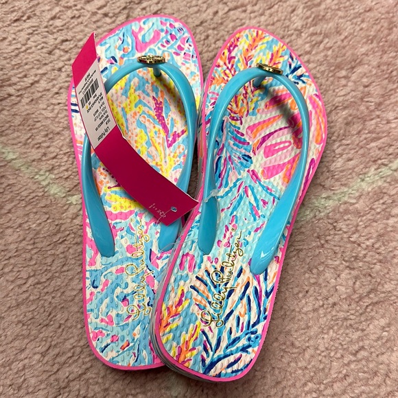 Lilly Pulitzer | Shoes | Nwt Lilly Pulitzer Pool Flip Flop In Splash ...